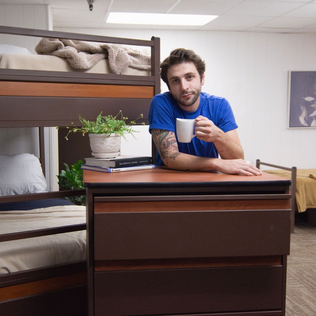 Secure & Spacious Platinum 4-Drawer Chest | American Bedding