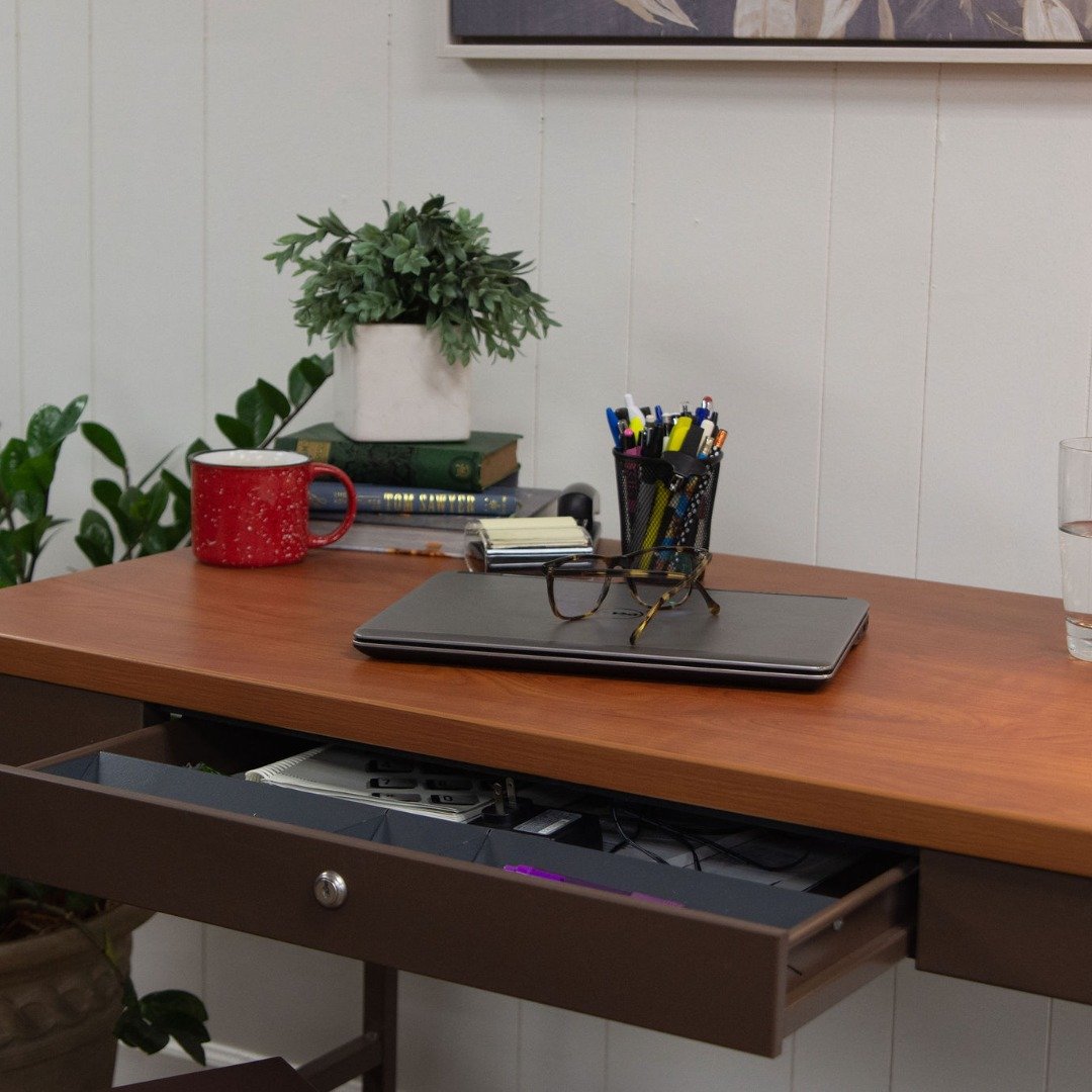 Spacious Platinum Table Desk for Work | American Bedding
